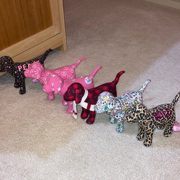 Victoria's Secret | Accents | 6 Victorias Secret Pink Dogs Decor | Poshmark